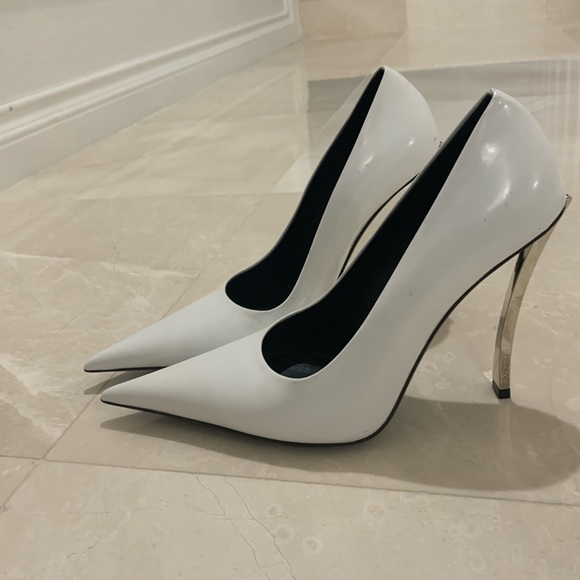 Versace | Shoes | Versace Curved Heel Pointed Toe Pump Shoes 38 | Poshmark